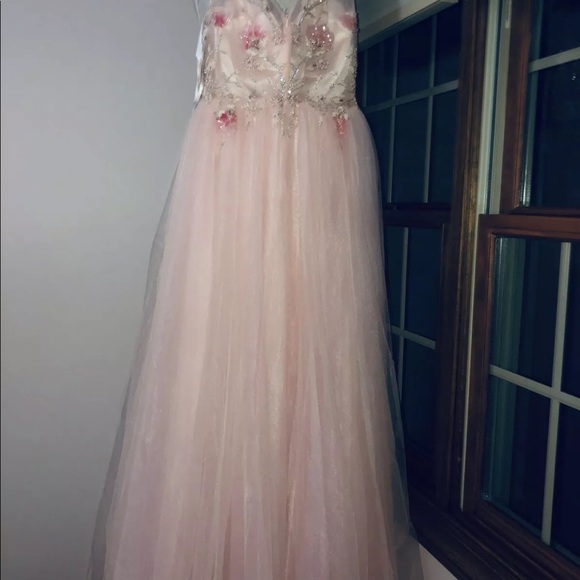 Gianni Bini | Dresses | Gorgeous Gianni Bini Formalprom Long Gown Pink ...